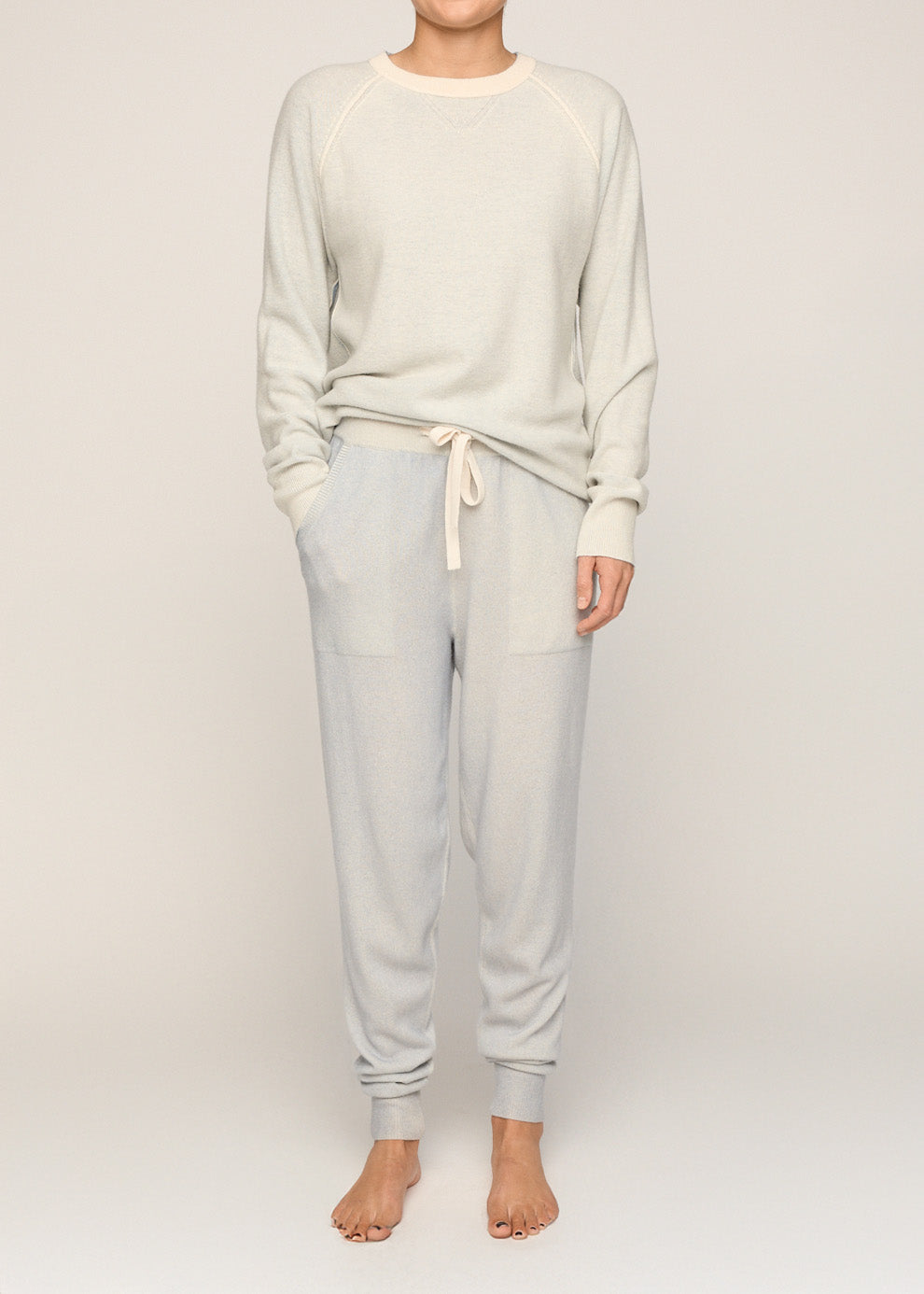Crew Neck Cashmere Powder Blue – White Story
